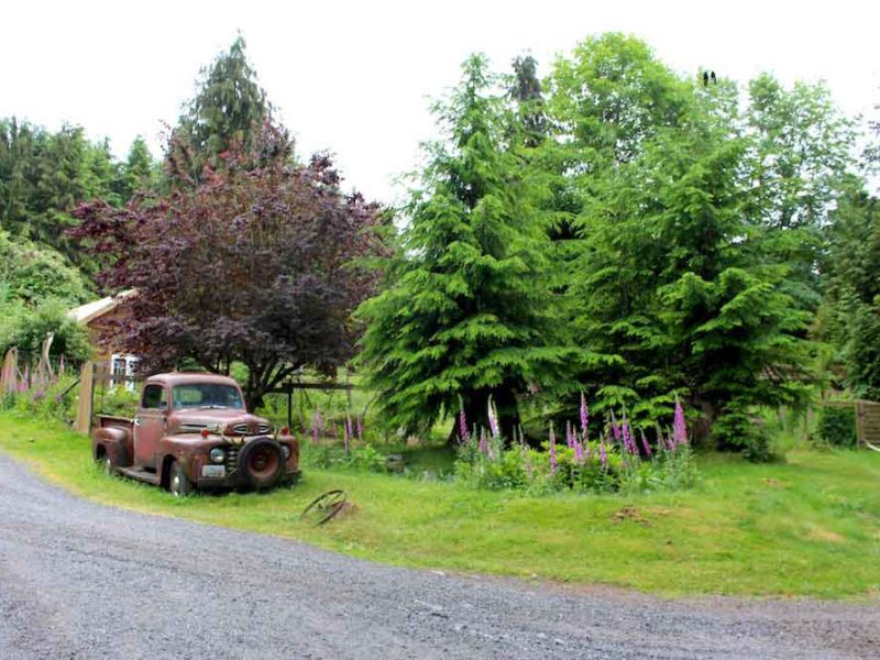 Bowen Island | Within reach, beyond compare